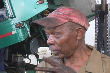 El guantanamero Jean Michel Jacques, Jimmy, tiene 80 años de ellos, 54 ...